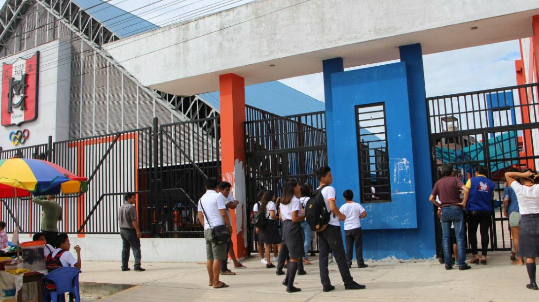 Colegio Teniente Manuel Clavero - Mejores Peru