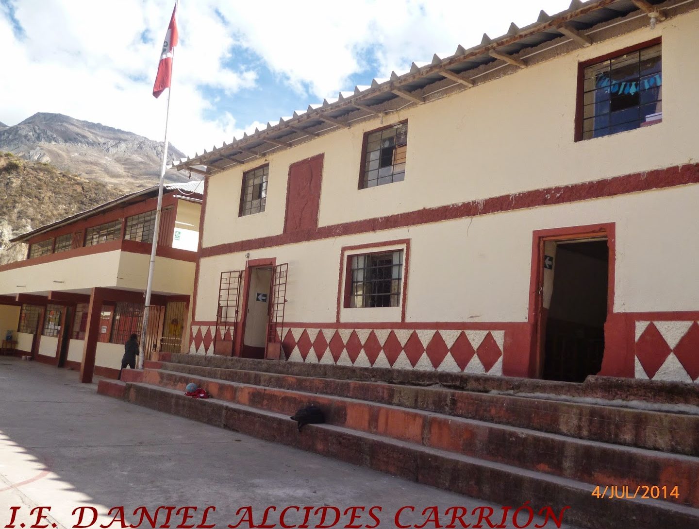 I.E. Daniel Alcides Carrion N° 20068 - Mejores Peru